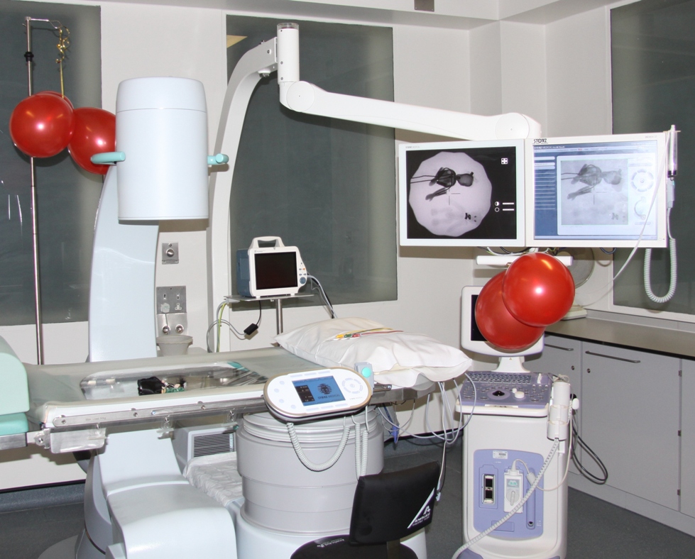 New hi-tech equipment for detecting kidney stones | Guy's and St Thomas ...