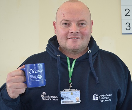 New trial for "revolutionary" chronic back pain treatment | Guy's and ...